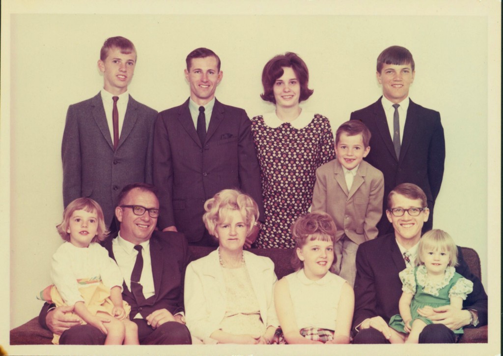 Palmer family portrait 1968 tu - TamiPotter.com